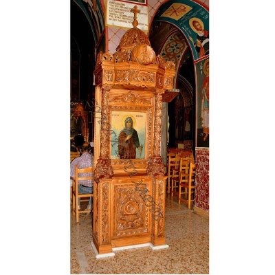 Προσκυνητάρια Υμηττός - Ξυλόγλυπτα με αγγέλους και λιοντάρια